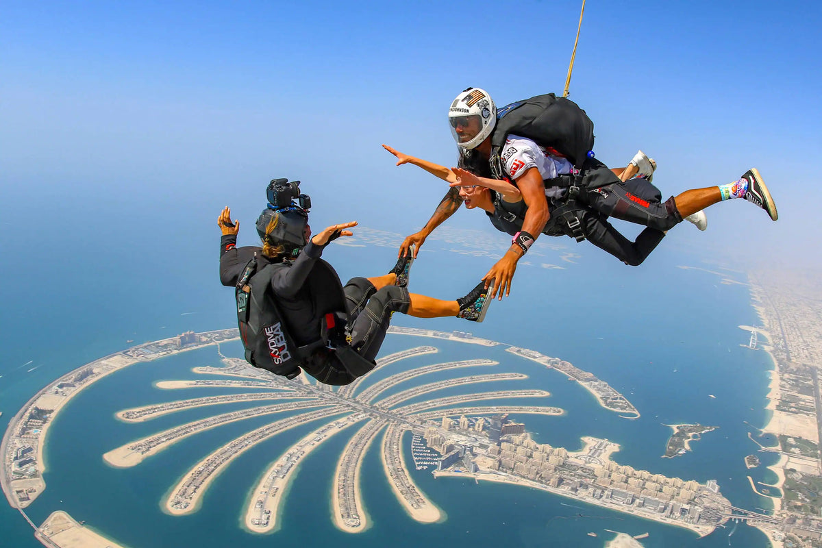 What to Know Before You Go Skydiving? | Wondergifts