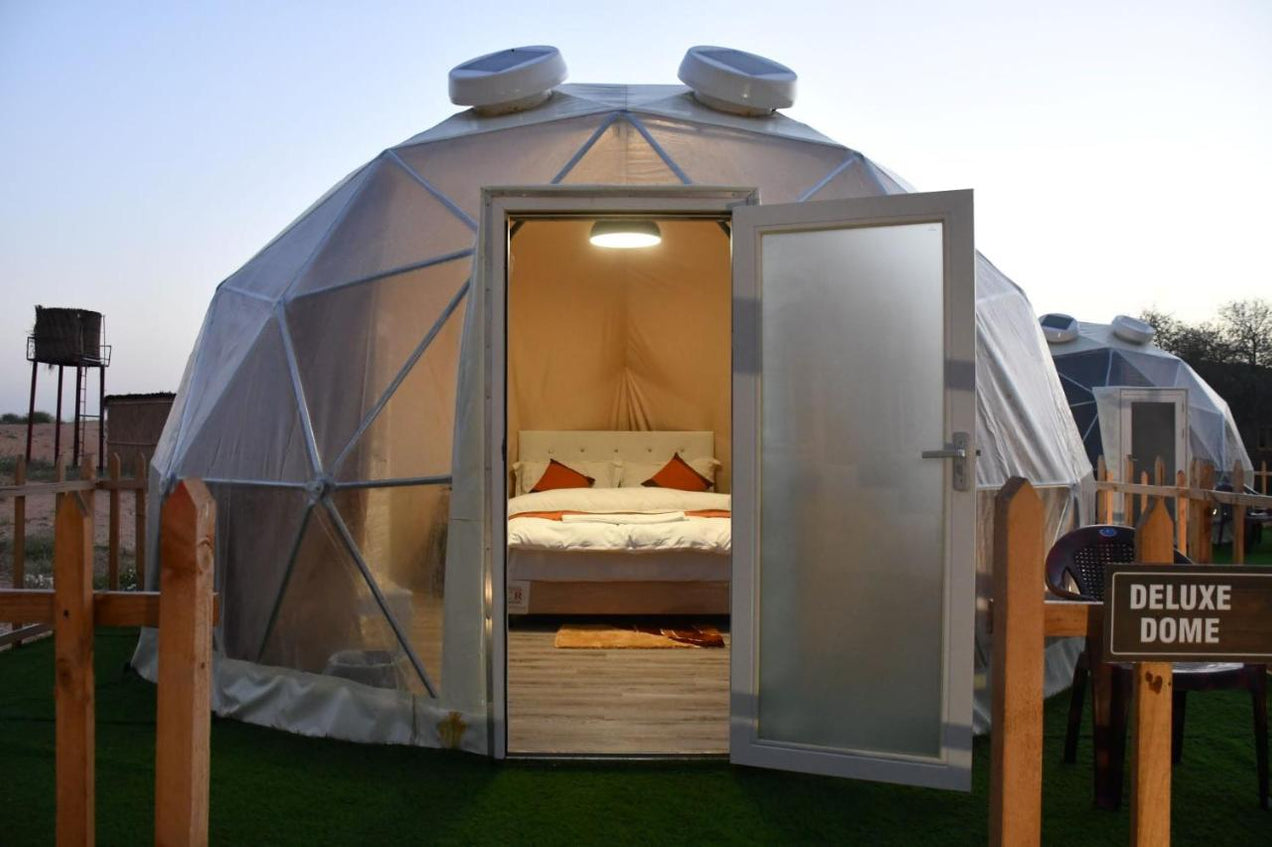One Night Dome Stay for Two with Flight Above RAK | Wondergifts.ae