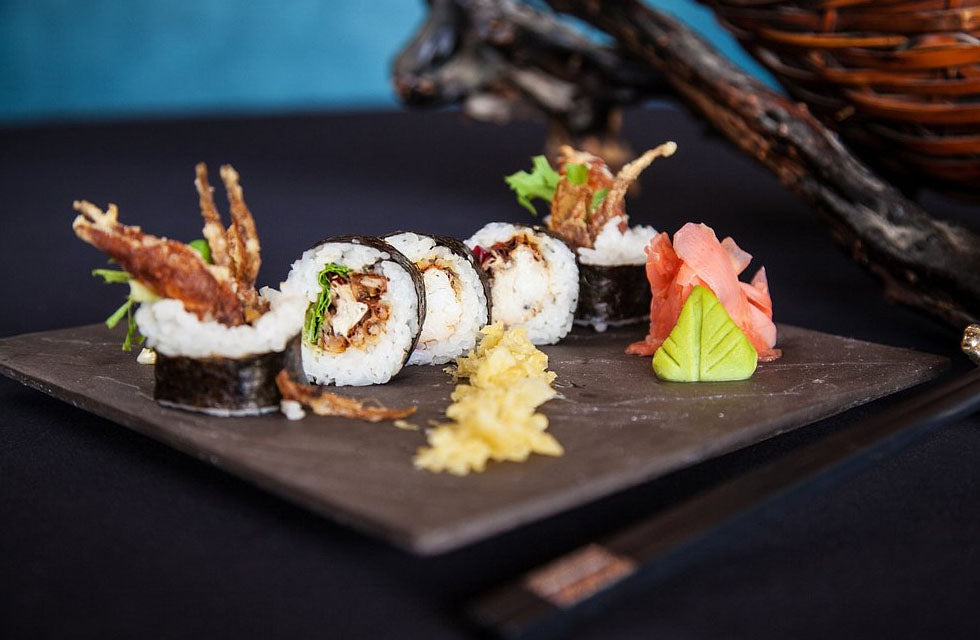 Lavish Japanese Buffet with Drinks for Two at Radisson Blu | Wondergifts.ae